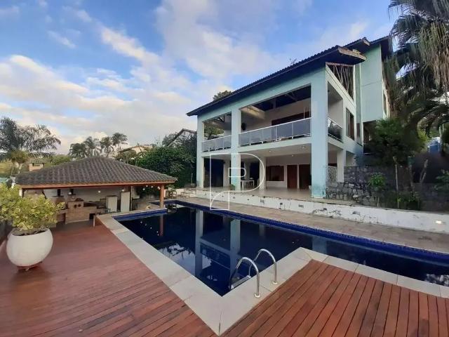 Casa / Sobrado em Condomínio para Locação em Embu das Artes/SP Granja Viana 4 Quartos
