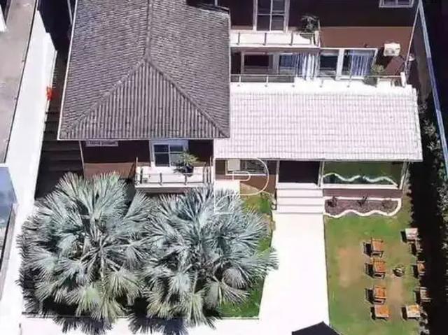 Casa / Sobrado em Condomínio para Locação em Embu das Artes/SP Granja Viana 5 Quartos