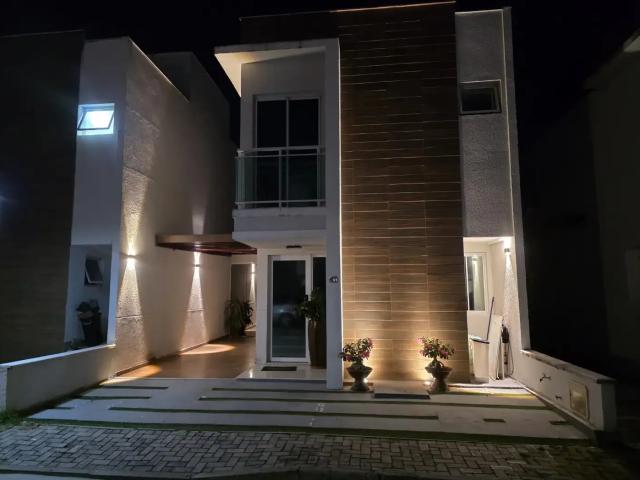 Casa / Sobrado em Condomínio para Locação em Eusébio/CE Encantada 2 Quartos