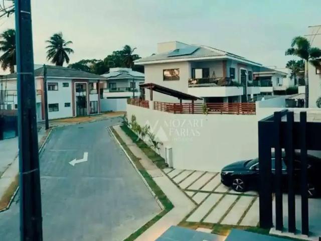 Casa / Sobrado em Condomínio para Locação em Eusébio/CE Urucunema 3 Quartos