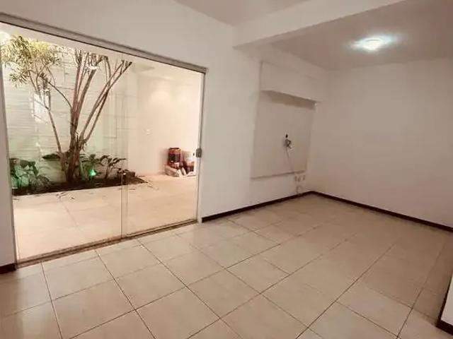 Casa / Sobrado em Condomínio para Locação em Feira de Santana/BA Sim 3 Quartos