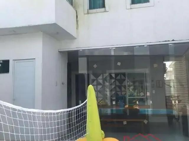 Casa / Sobrado em Condomínio para Locação em Feira de Santana/BA Papagaio 3 Quartos