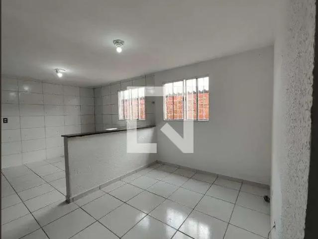 Casa / Sobrado em Condomínio para Locação em Ferraz de Vasconcelos/SP Conjunto Residencial Presidente Castello Branco 1 Quartos