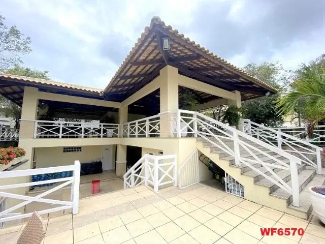 Casa / Sobrado em Condomínio para Locação em Fortaleza/CE de Lourdes 4 Quartos