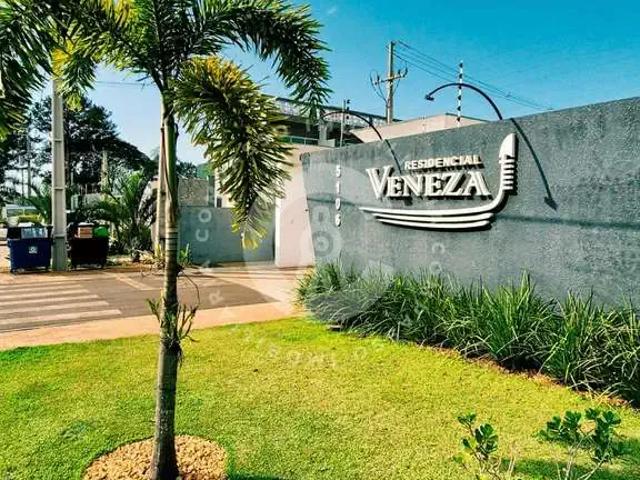 Casa / Sobrado em Condomínio para Locação em Foz do Iguaçu/PR São Roque 2 Quartos