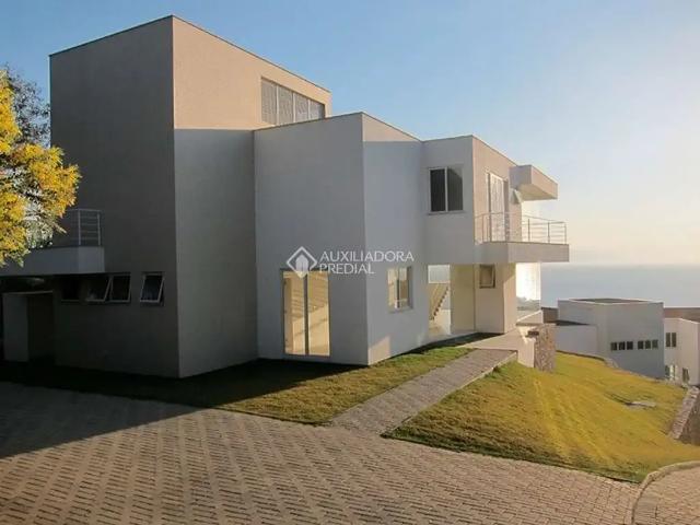 Casa / Sobrado em Condomínio para Locação em Florianópolis/SC Cacupé 3 Quartos