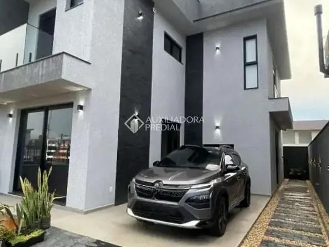 Casa / Sobrado em Condomínio para Locação em Florianópolis/SC Campeche 3 Quartos
