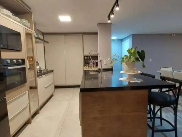 Casa / Sobrado em Condomínio para Locação em Florianópolis/SC Agronômica 4 Quartos