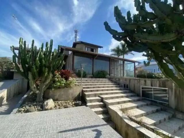 Casa / Sobrado em Condomínio para Locação em Florianópolis/SC Ingleses do Rio Vermelho 4 Quartos