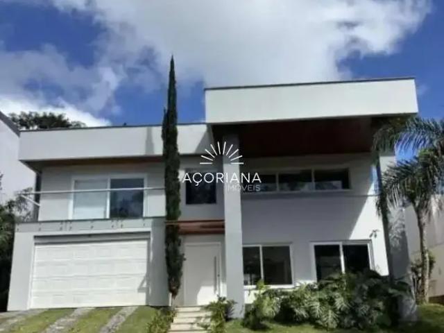 Casa / Sobrado em Condomínio para Locação em Florianópolis/SC Itacorubi 4 Quartos