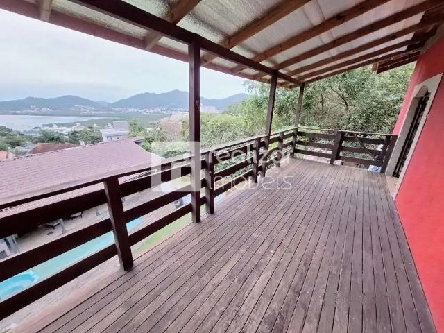 Casa / Sobrado em Condomínio para Locação em Florianópolis/SC João Paulo 2 Quartos