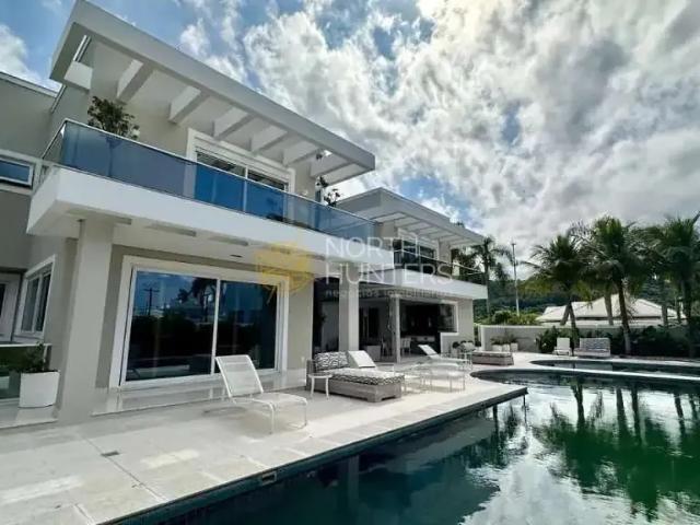 Casa / Sobrado em Condomínio para Locação em Florianópolis/SC Jurerê Internacional 9 Quartos