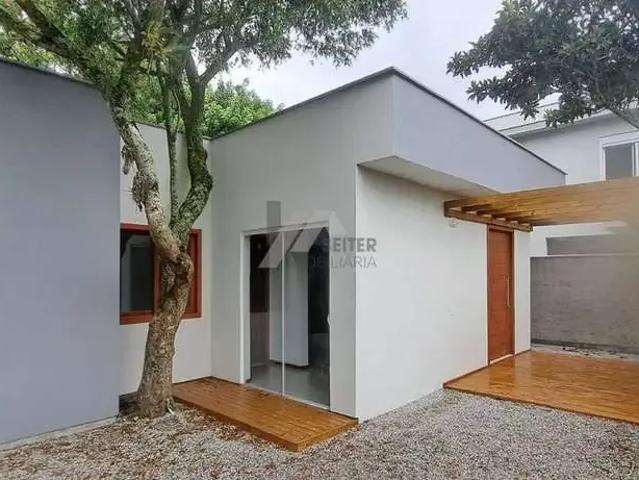Casa / Sobrado em Condomínio para Locação em Florianópolis/SC Lagoa da Conceição 1 Quartos