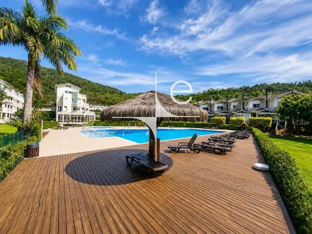 Casa / Sobrado em Condomínio para Locação em Florianópolis/SC Lagoa da Conceição 2 Quartos