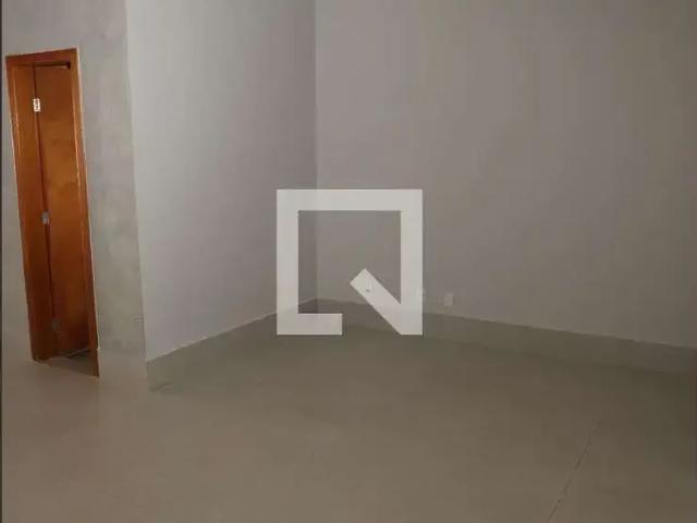 Casa / Sobrado em Condomínio para Locação em Goiânia/GO Loteamento Portal do Sol II 3 Quartos
