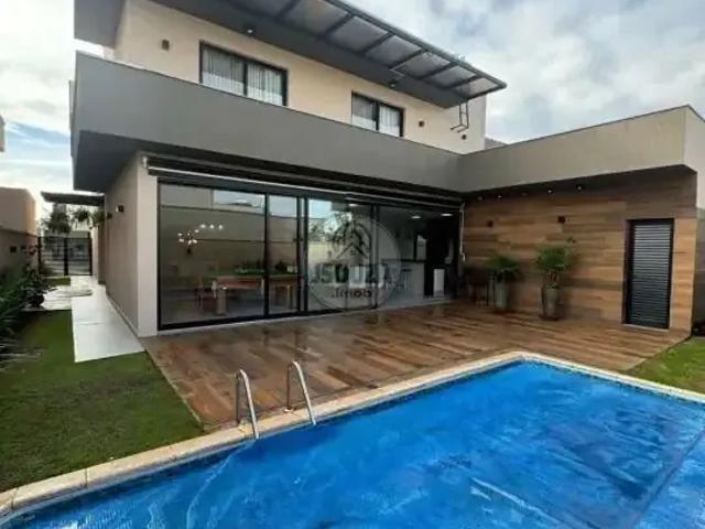 Casa / Sobrado em Condomínio para Locação em Goiânia/GO Residencial Goiânia Golfe Clube 3 Quartos