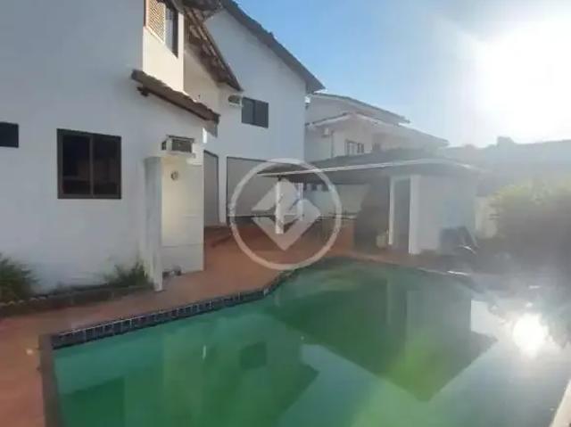 Casa / Sobrado em Condomínio para Locação em Goiânia/GO Residencial Granville 5 Quartos