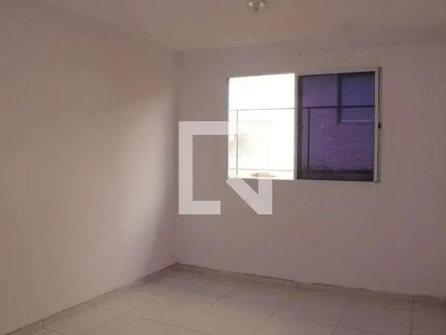 Casa / Sobrado em Condomínio para Locação em Goiânia/GO Vila Mooca 2 Quartos