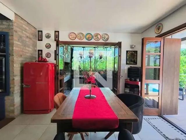 Casa / Sobrado em Condomínio para Locação em Gravataí/RS Paradiso 2 Quartos
