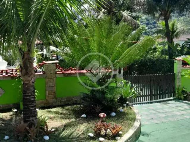 Casa / Sobrado em Condomínio para Locação em Guapimirim/RJ Limoeiro 3 Quartos