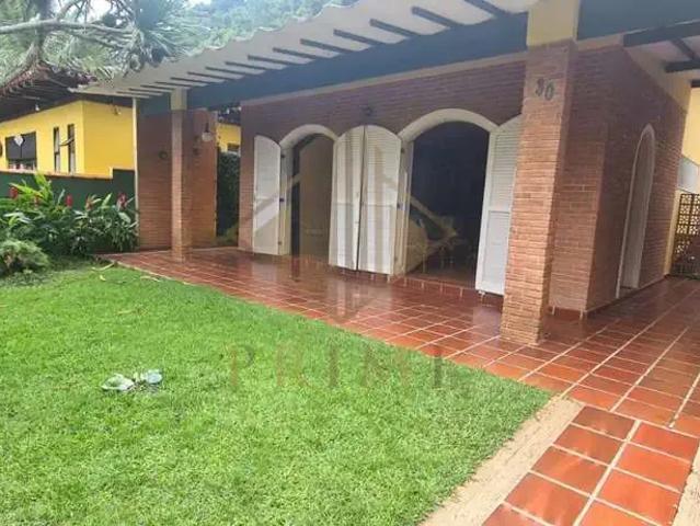 Casa / Sobrado em Condomínio para Locação em Guarujá/SP Balneario Praia do Perequê 3 Quartos