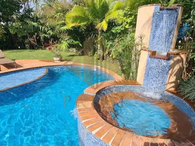 Casa / Sobrado em Condomínio para Locação em Guarujá/SP Jardim Acapulco 4 Quartos