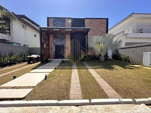 Casa / Sobrado em Condomínio para Locação em Guarujá/SP Jardim Acapulco 4 Quartos