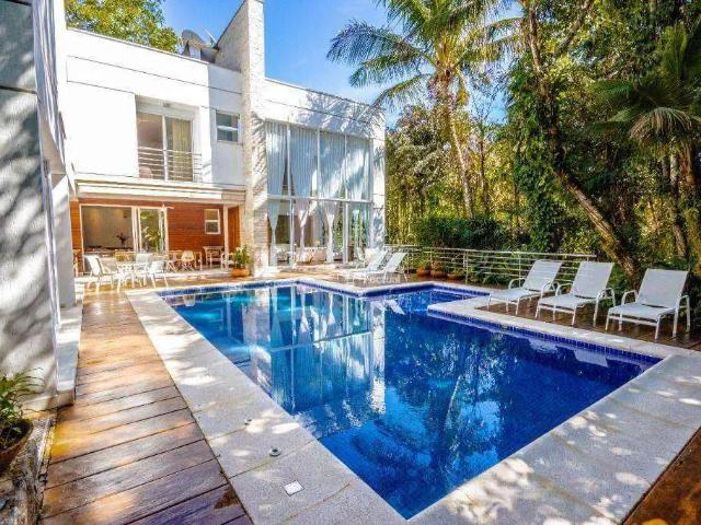 Casa / Sobrado em Condomínio para Locação em Guarujá/SP Praia de Iporanga 5 Quartos
