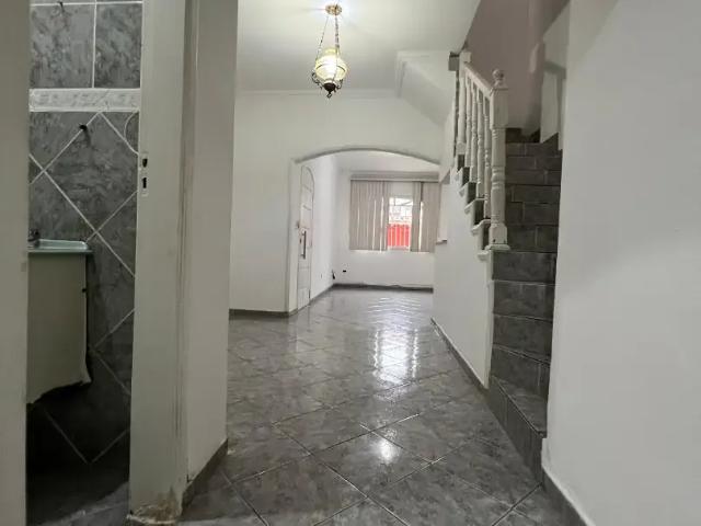 Casa / Sobrado em Condomínio para Locação em Guarujá/SP Vila Santa Rosa 3 Quartos