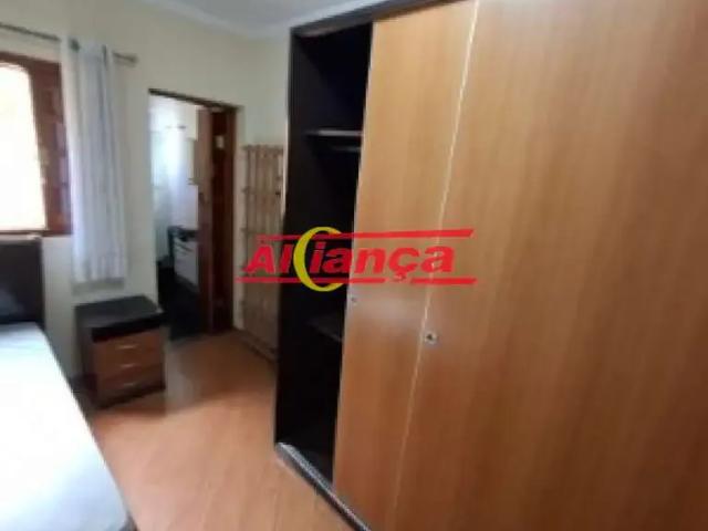 Casa / Sobrado em Condomínio para Locação em Guarulhos/SP Vila Galvão 3 Quartos