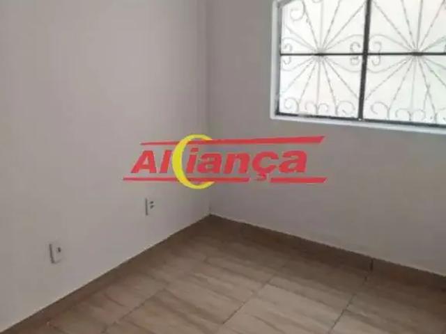 Casa / Sobrado em Condomínio para Locação em Guarulhos/SP Vila Milton 2 Quartos