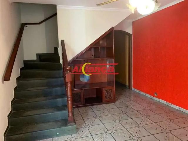 Casa / Sobrado em Condomínio para Locação em Guarulhos/SP Cocaia 3 Quartos