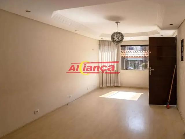 Casa / Sobrado em Condomínio para Locação em Guarulhos/SP Gopoúva 3 Quartos