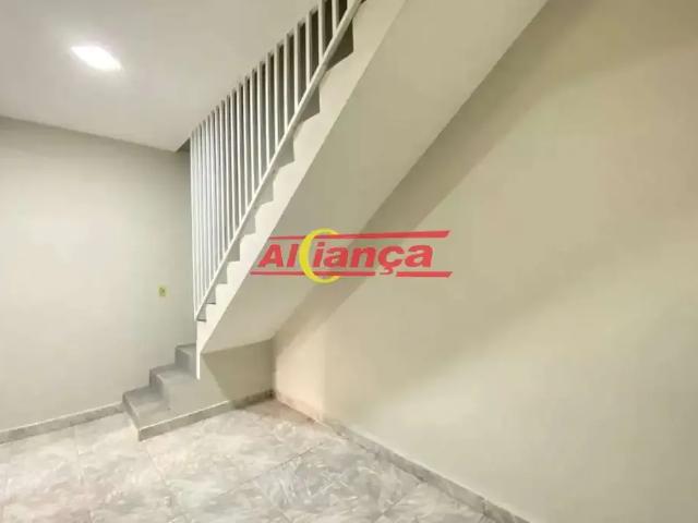 Casa / Sobrado em Condomínio para Locação em Guarulhos/SP Jardim Adriana 1 Quartos