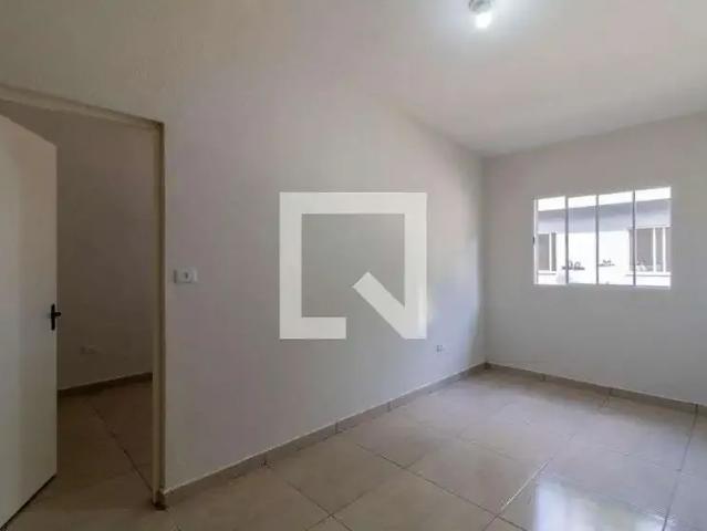 Casa / Sobrado em Condomínio para Locação em Guarulhos/SP Jardim Adriana 1 Quartos