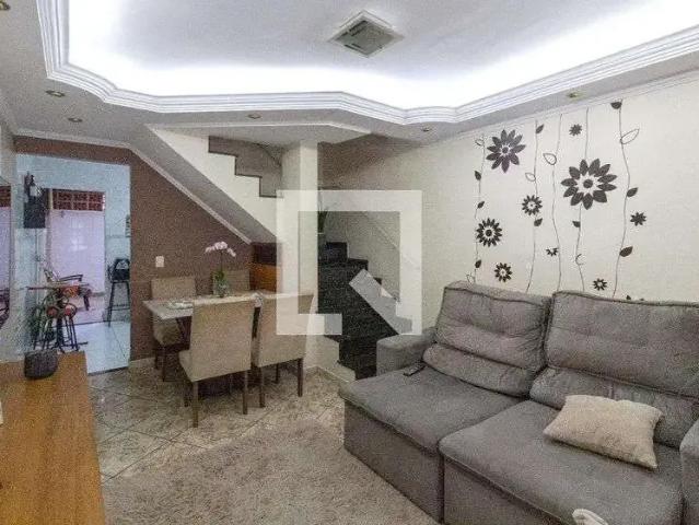 Casa / Sobrado em Condomínio para Locação em Guarulhos/SP Jardim Adriana 2 Quartos
