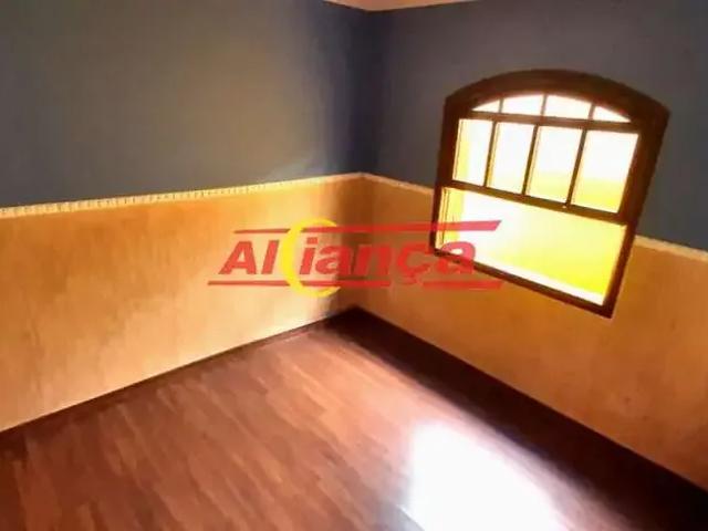 Casa / Sobrado em Condomínio para Locação em Guarulhos/SP Jardim Bom Clima 3 Quartos