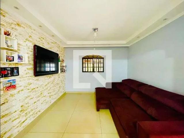 Casa / Sobrado em Condomínio para Locação em Guarulhos/SP Jardim Guilhermino 2 Quartos