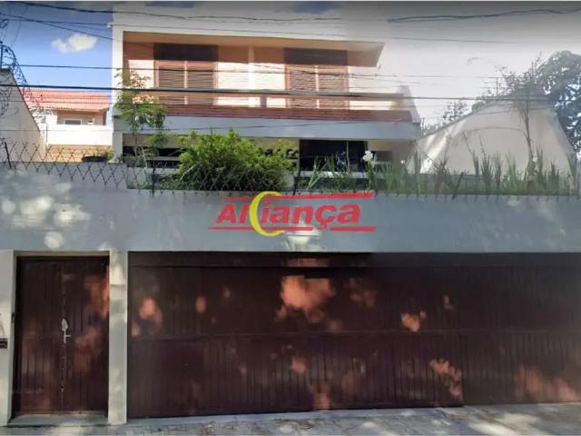 Casa / Sobrado em Condomínio para Locação em Guarulhos/SP Jardim Maia 4 Quartos