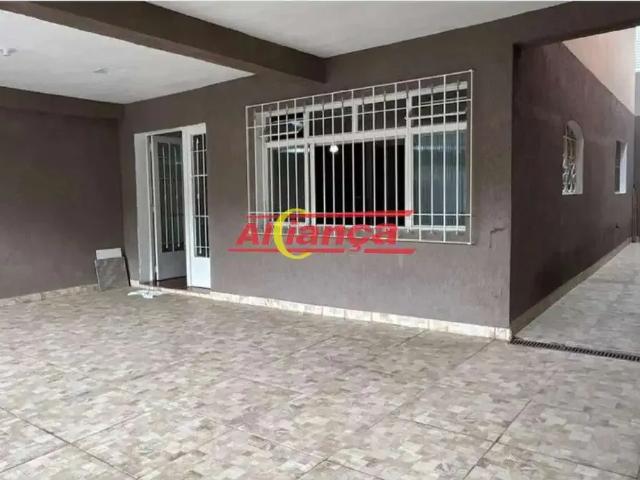 Casa / Sobrado em Condomínio para Locação em Guarulhos/SP Jardim Paraventi 3 Quartos