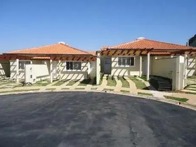 Casa / Sobrado em Condomínio para Locação em Indaiatuba/SP Colinas de Indaiatuba II 3 Quartos