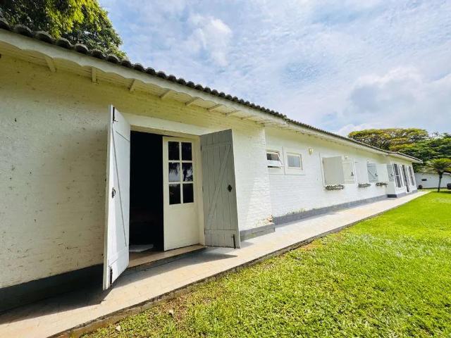 Casa / Sobrado em Condomínio para Locação em Indaiatuba/SP Chácara Polaris 6 Quartos