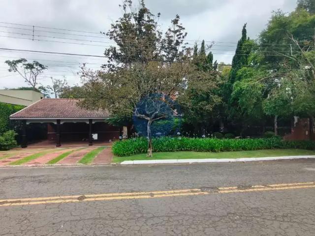Casa / Sobrado em Condomínio para Locação em Indaiatuba/SP Helvétia Country 5 Quartos