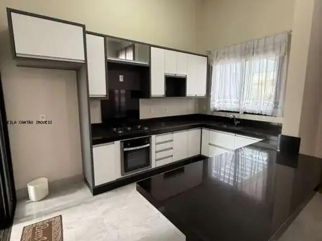 Casa / Sobrado em Condomínio para Locação em Indaiatuba/SP Jardim Park Real 3 Quartos