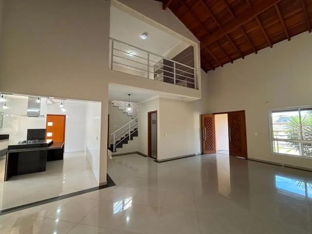 Casa / Sobrado em Condomínio para Locação em Indaiatuba/SP Jardim Portal de Itaici 3 Quartos