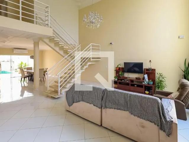 Casa / Sobrado em Condomínio para Locação em Indaiatuba/SP Jardim Residencial Dona Lucilla 5 Quartos