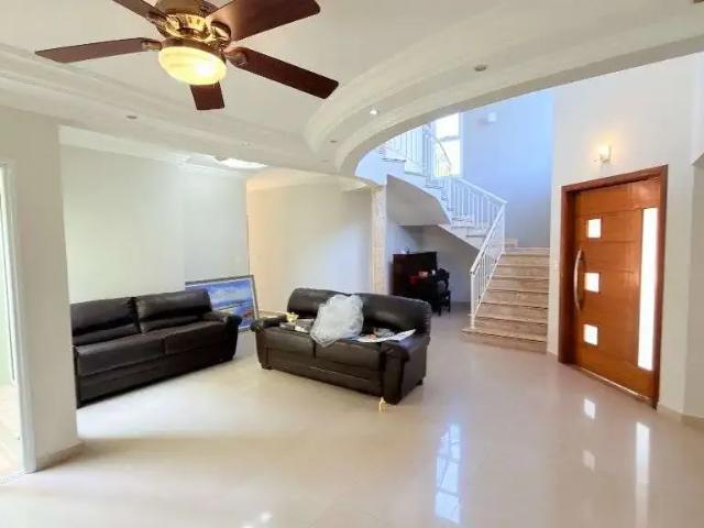 Casa / Sobrado em Condomínio para Locação em Indaiatuba/SP Jardim Villa Romana 3 Quartos