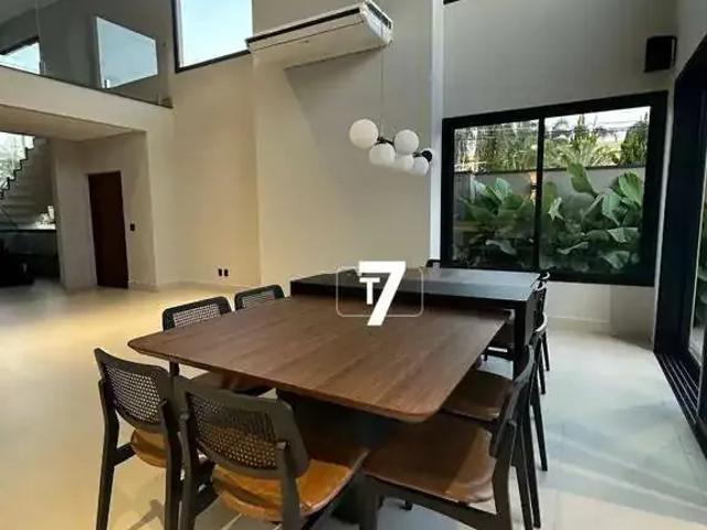 Casa / Sobrado em Condomínio para Locação em Indaiatuba/SP Jardim Villa Romana 3 Quartos