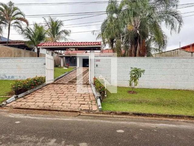 Casa / Sobrado em Condomínio para Locação em Indaiatuba/SP Parque São Lourenço 4 Quartos