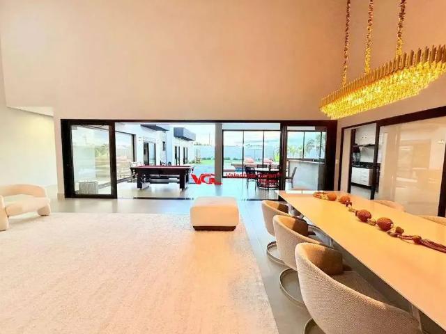 Casa / Sobrado em Condomínio para Locação em Indaiatuba/SP Reserva Petrus 4 Quartos